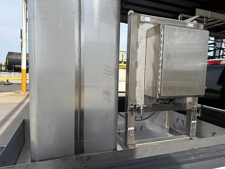 JP-8 Fuel Additive Injection System MIL-DTL-83133 SDA / CI /FSII - D-2 ...